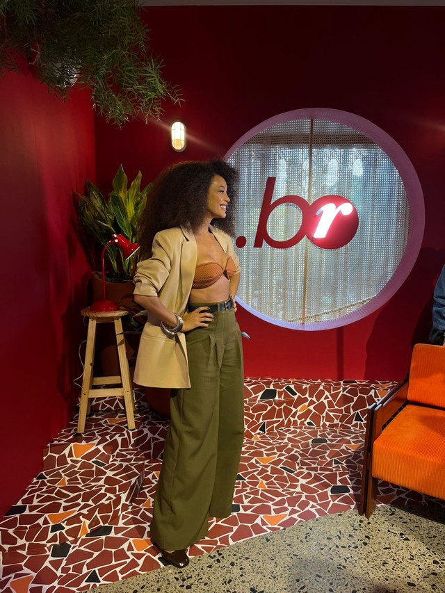 Renner apresenta no MASP coleção que celebra a brasilidade em muitas vozes