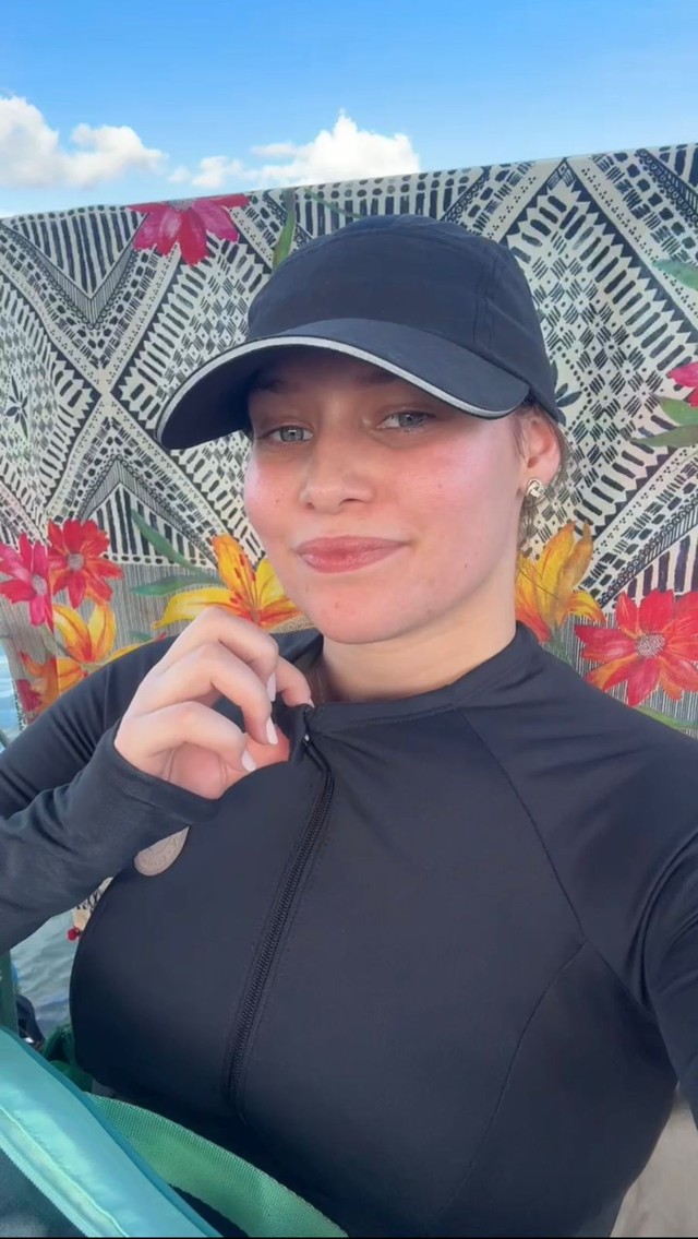 Ela não vai à praia ou à piscina porque sente a pele pegar fogo com ...