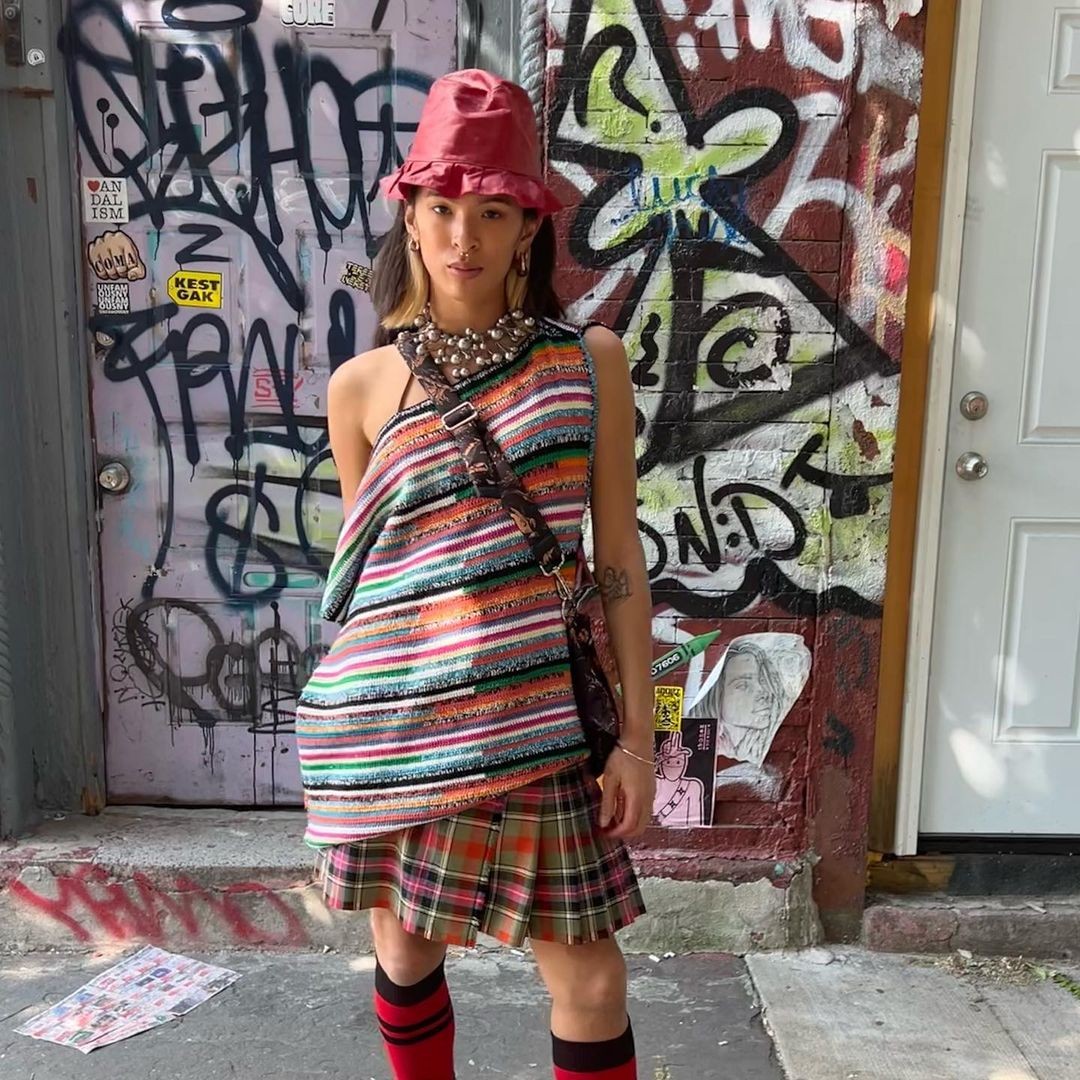 Quem é bailarina trans que Madonna beijou em show histórico em Copacabana