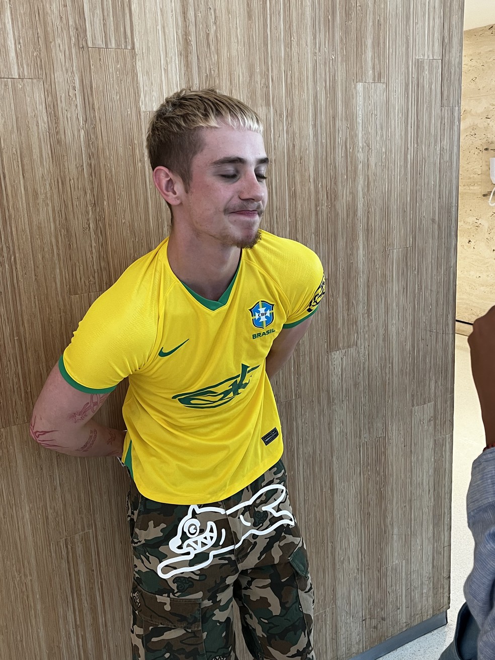 Juliano Floss estreia no SPFW com dicas de Marina Sena: 'Me jogou pra ...