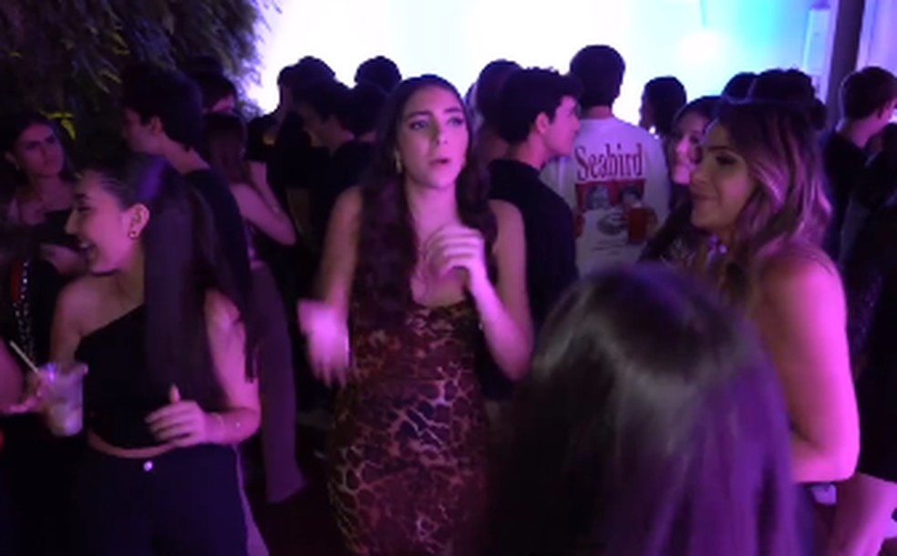 Lembra dela? Ex-BBB Leka comemora os 18 anos da filha em festa luxuosa ...