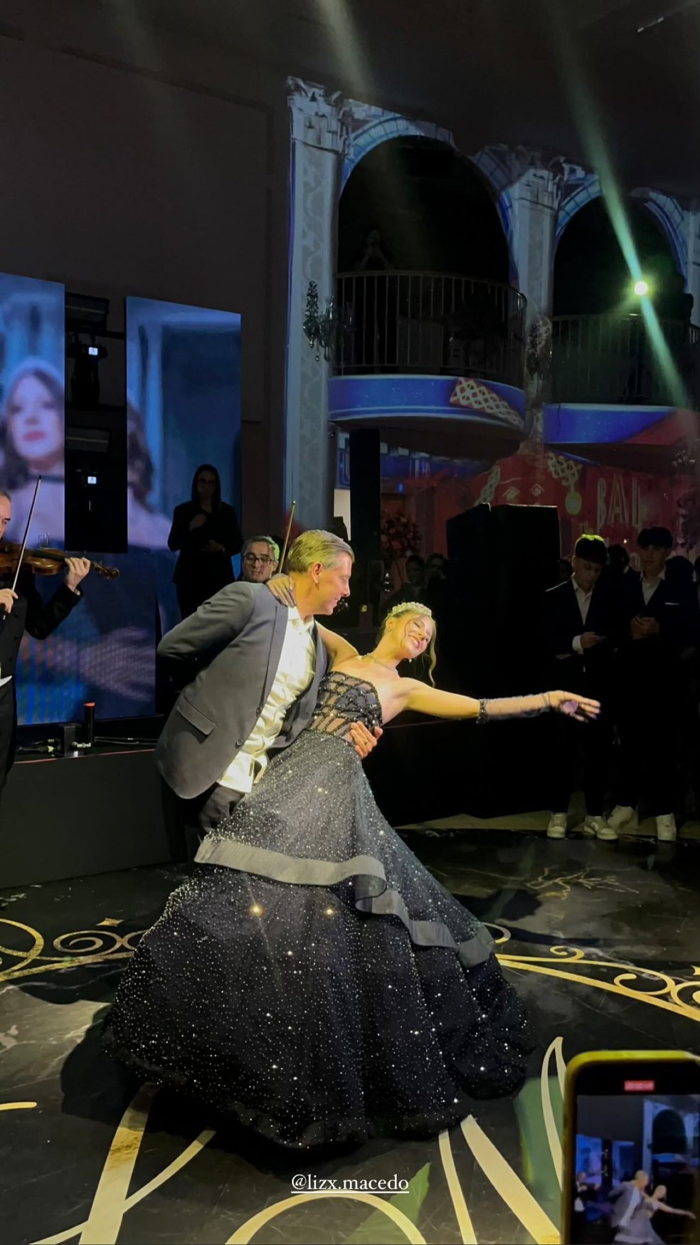 Liz Macedo: saiba quem é a influenciadora que fez festa de 15 anos que ...