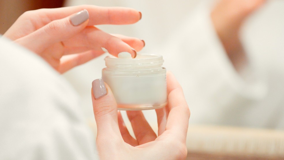 Creme hidratante para o rosto bom e acessível: 8 opções por menos de R$ 42