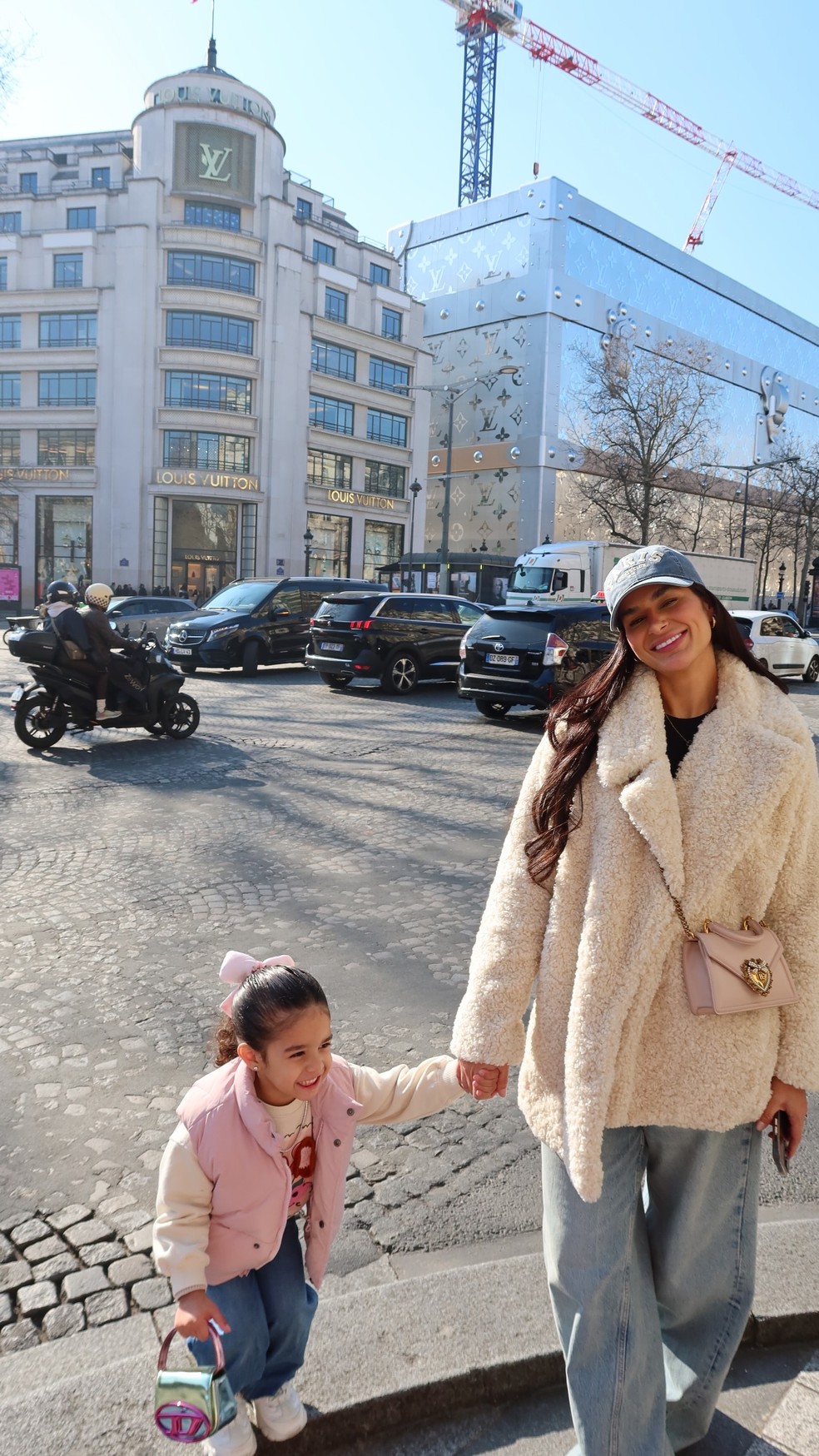 Três anos após agressão, Pâmela Hollanda e DJ Ivis curtem Carnaval em ...