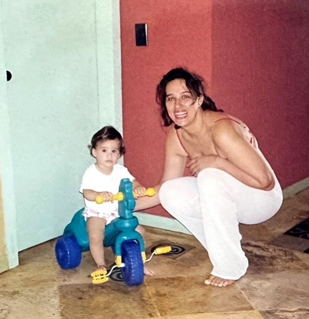 Livian Aragão se declara para Lilian Taranto, sua mãe e companheira de ...