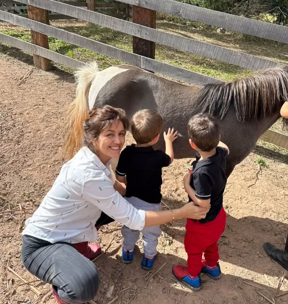 Andreia Sadi revela que Manuela Dias, autora de 'Vale Tudo', é madrinha ...