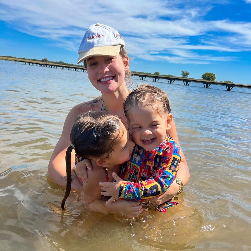 Grávida, Virginia Fonseca celebra Dia das Mães antecipado em clique com ...