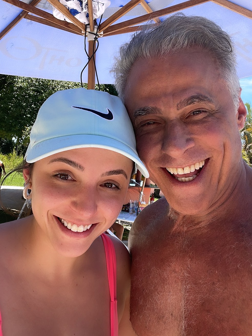 Filha de Oscar Magrini completa 34 anos e aparece em fotos raras em ...