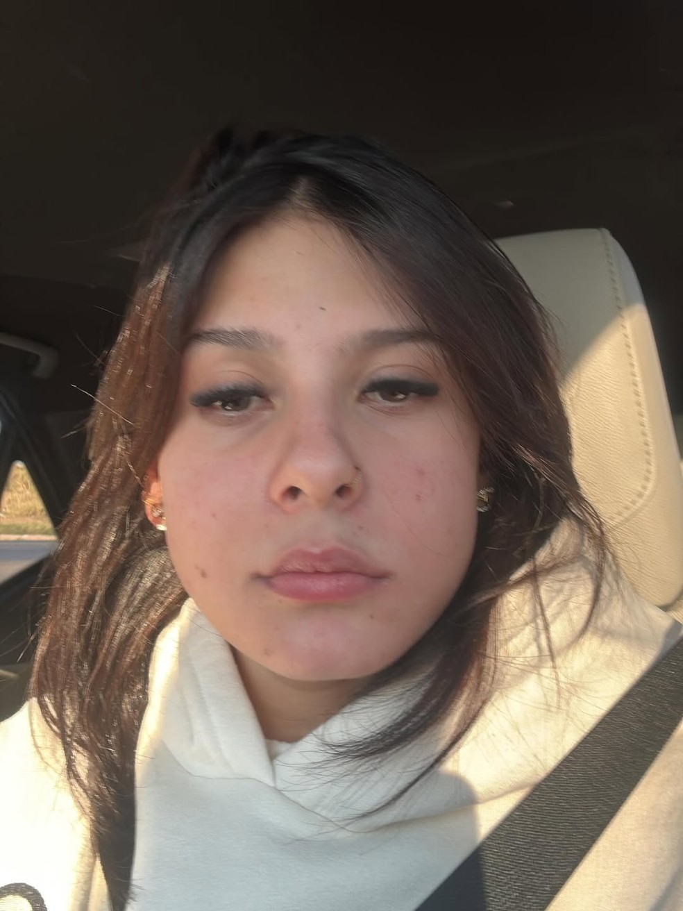 De biquíni e sem maquiagem: Ana Castela mostra cliques de sua intimidade