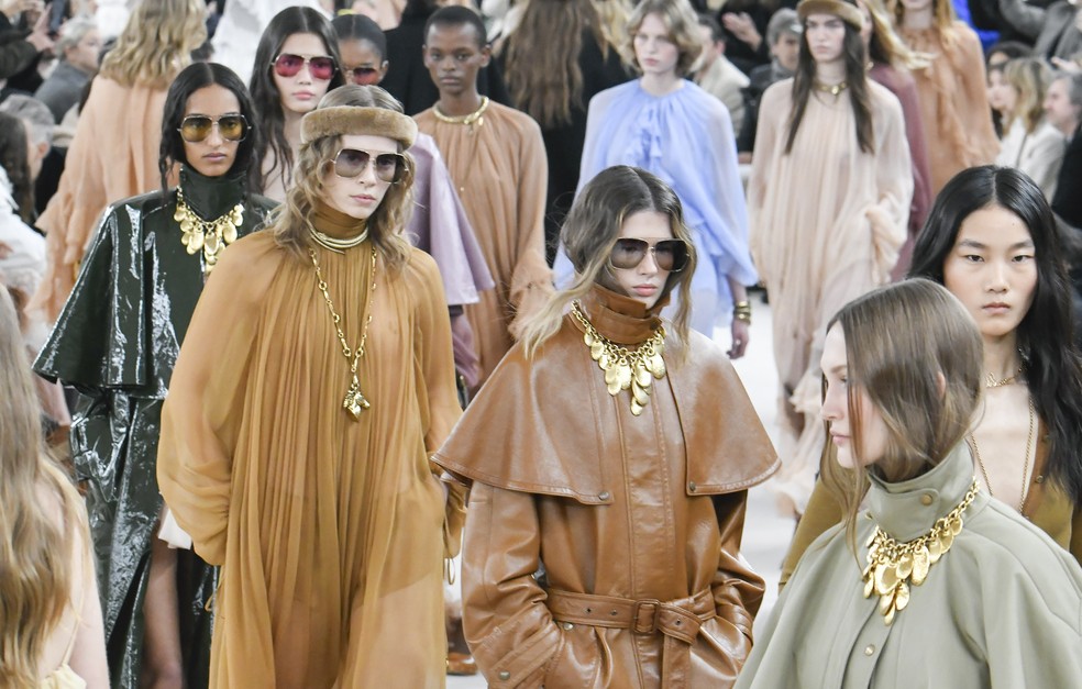 Novos estilistas e desfile na Disney: o que esperar da Semana de Moda ...