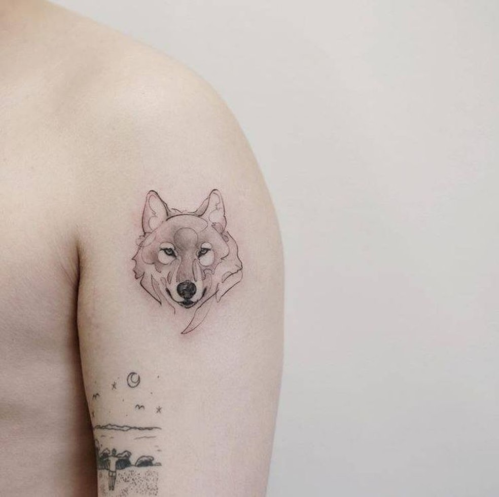 Tatuagens De Lobo Tumblr Native American Girl With A Wolf Hat Tattoo