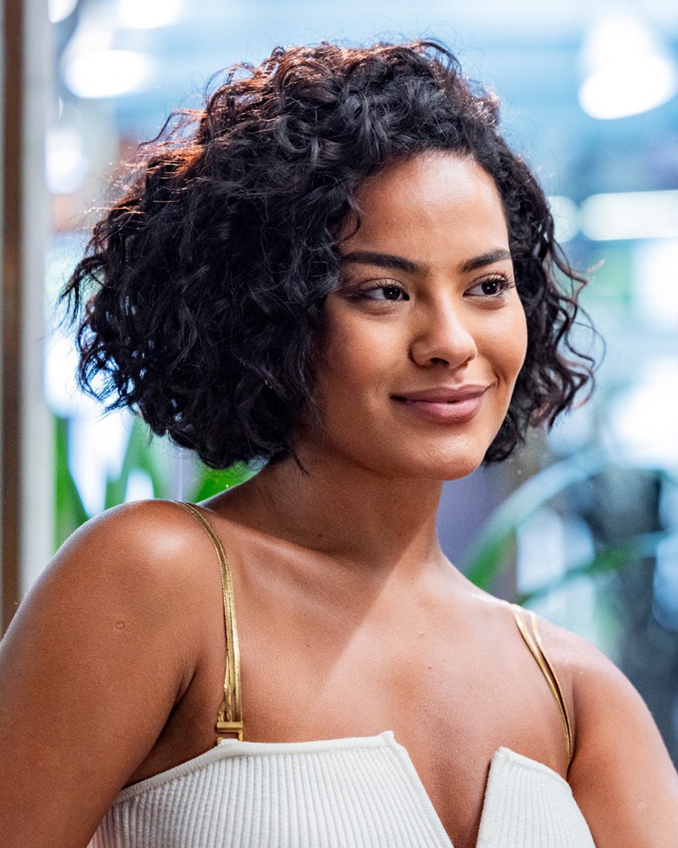 ‘Italian Bob’: como usar o corte do momento em cabelos lisos, ondulados ...