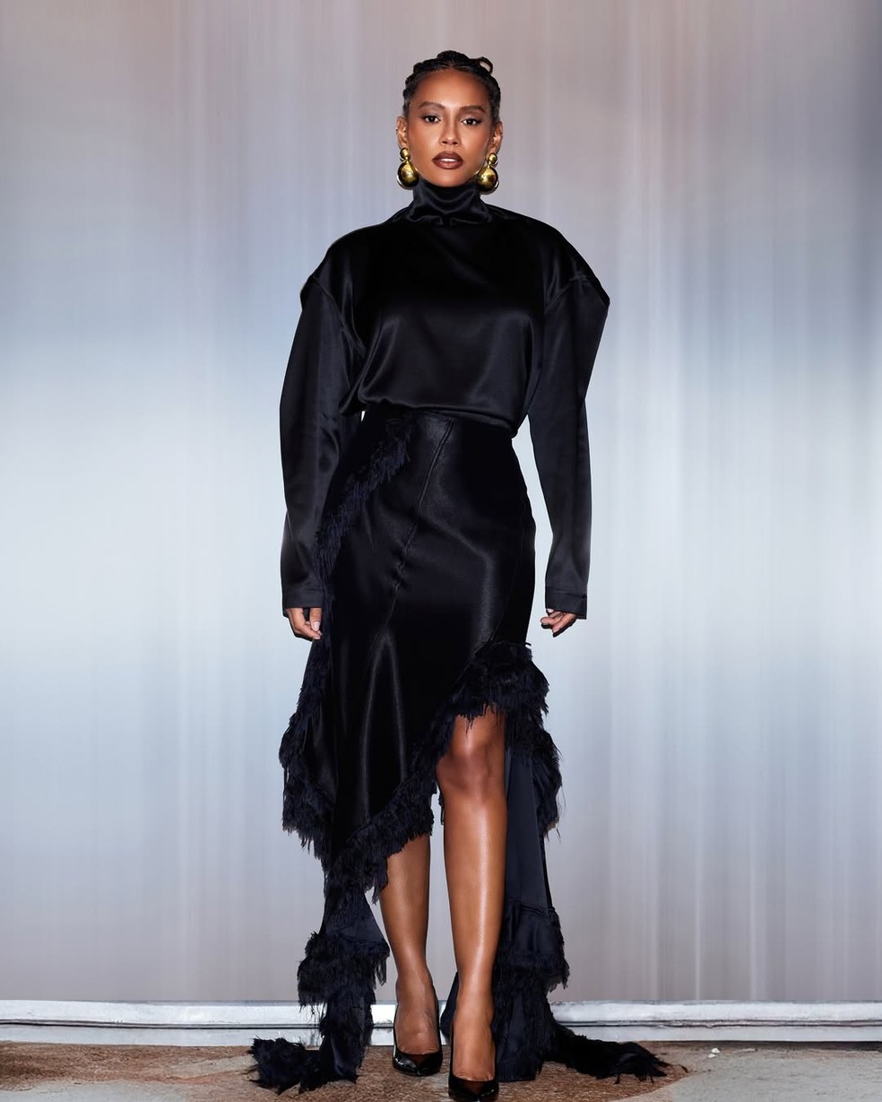 Fernanda Torres e Taís Araujo elegem looks da mesma estilista britânica ...