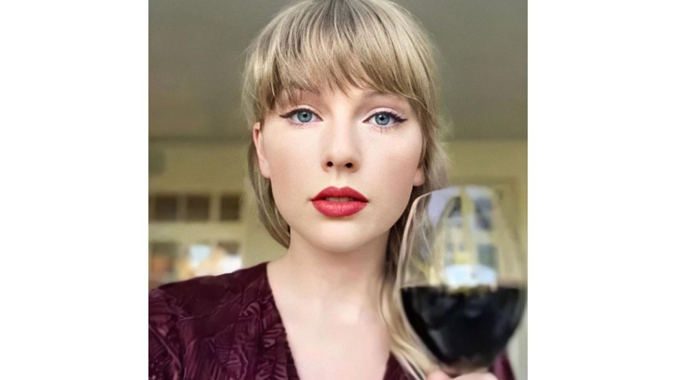 Mel Maia não foi a única! Veja outras famosas que sofreram com ...