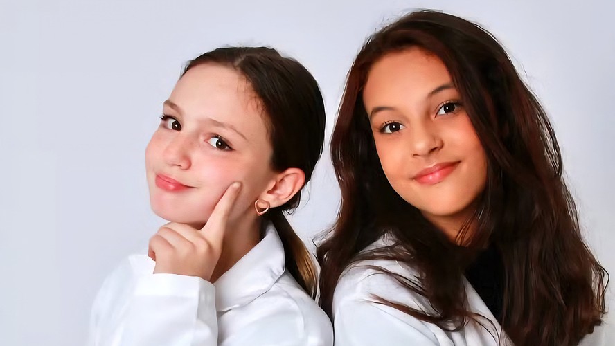 'Diziam que devíamos só brincar ou fazer dancinha': como duas irmãs ...