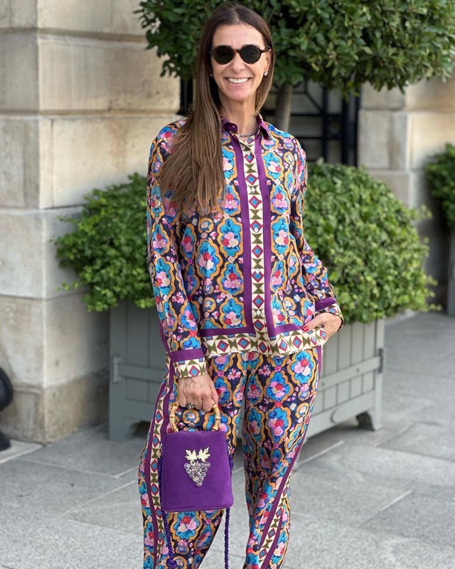 Mônica Martelli posta cliques inéditos em Paris e encanta: 'Look incrível'