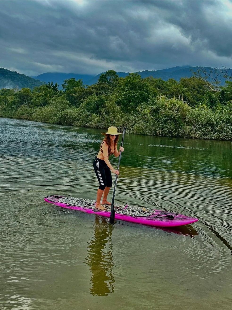 Leticia Spiller abre álbum de viagem a refúgio natural com a filha ...