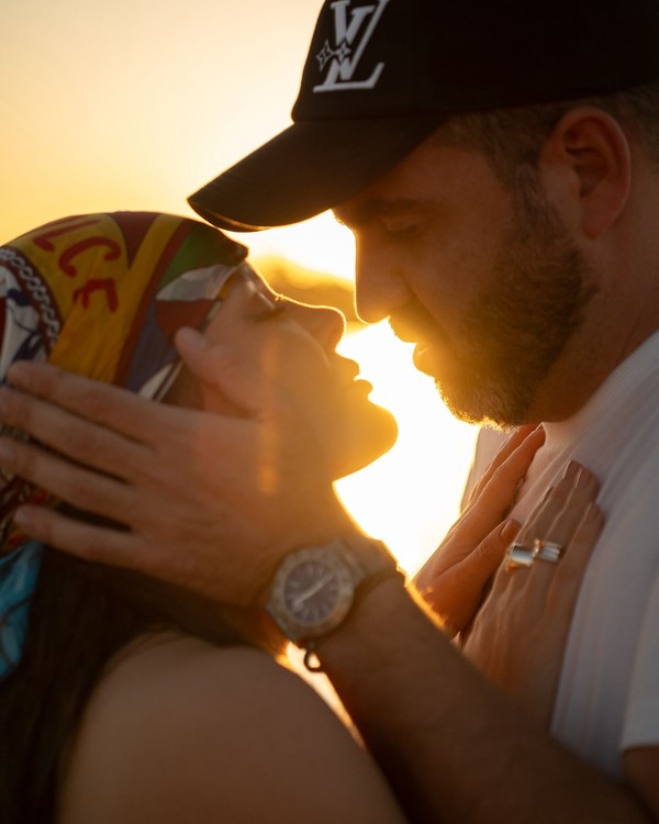 Maraisa detalha dia romântico com noivo, Fernando Mocó, no rio Araguaia: ‘Grande romance’