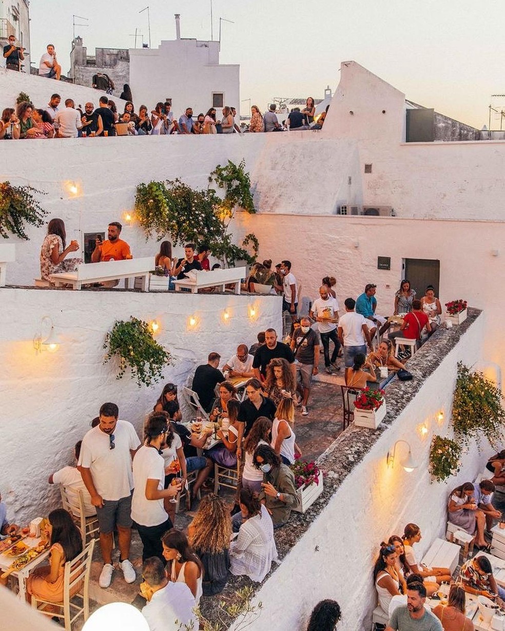 Suzana Gullo abre álbum de fotos de viagem a Itália com Marcos Mion ...