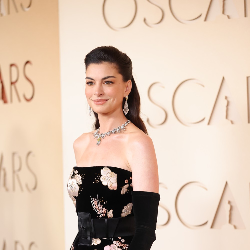 Anne Hathaway diz que marido apoiou 'ano maluco' em sua carreira: 'A ...