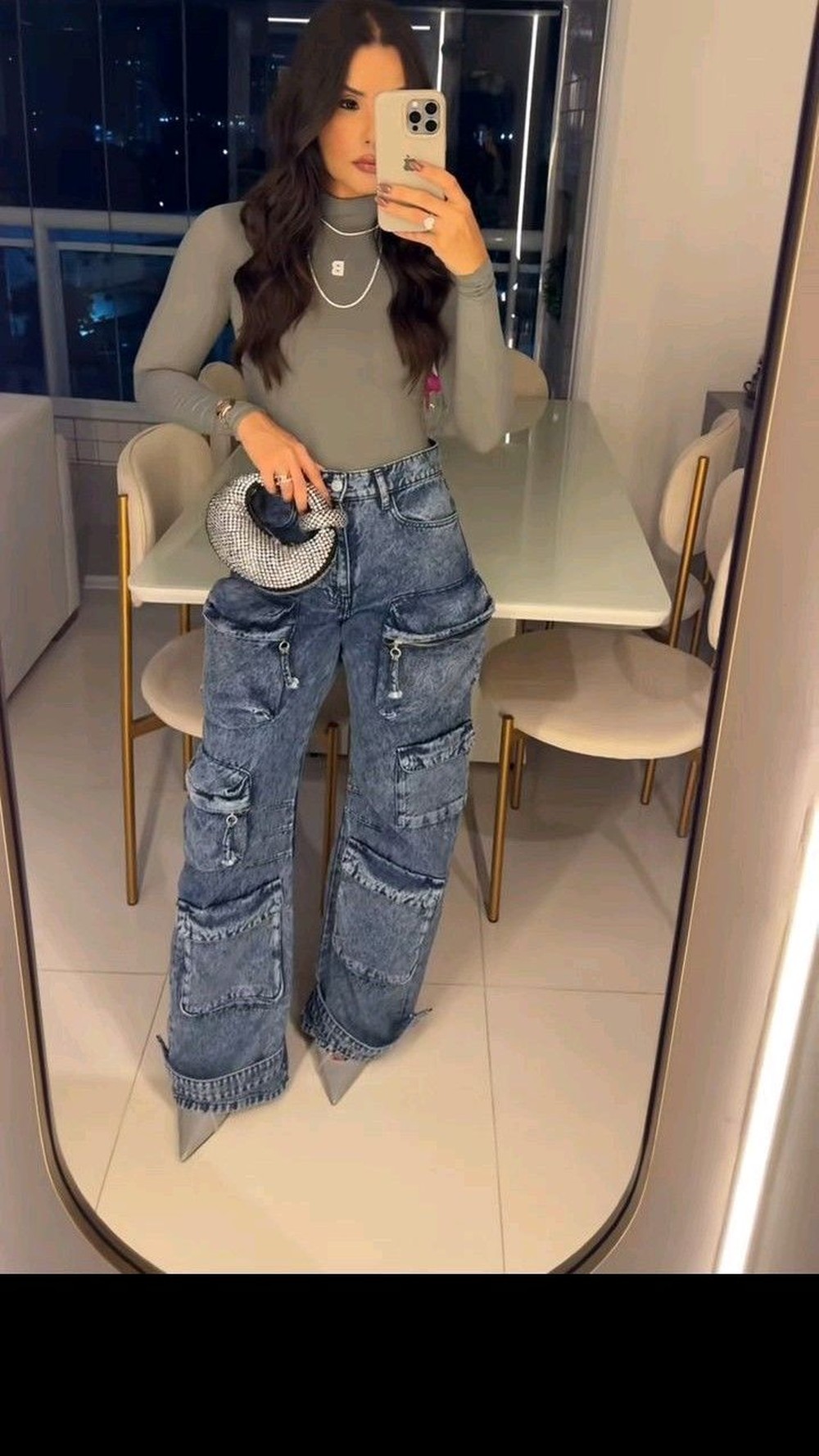 Look com calça cargo: 30 inspirações que unem conforto e estilo