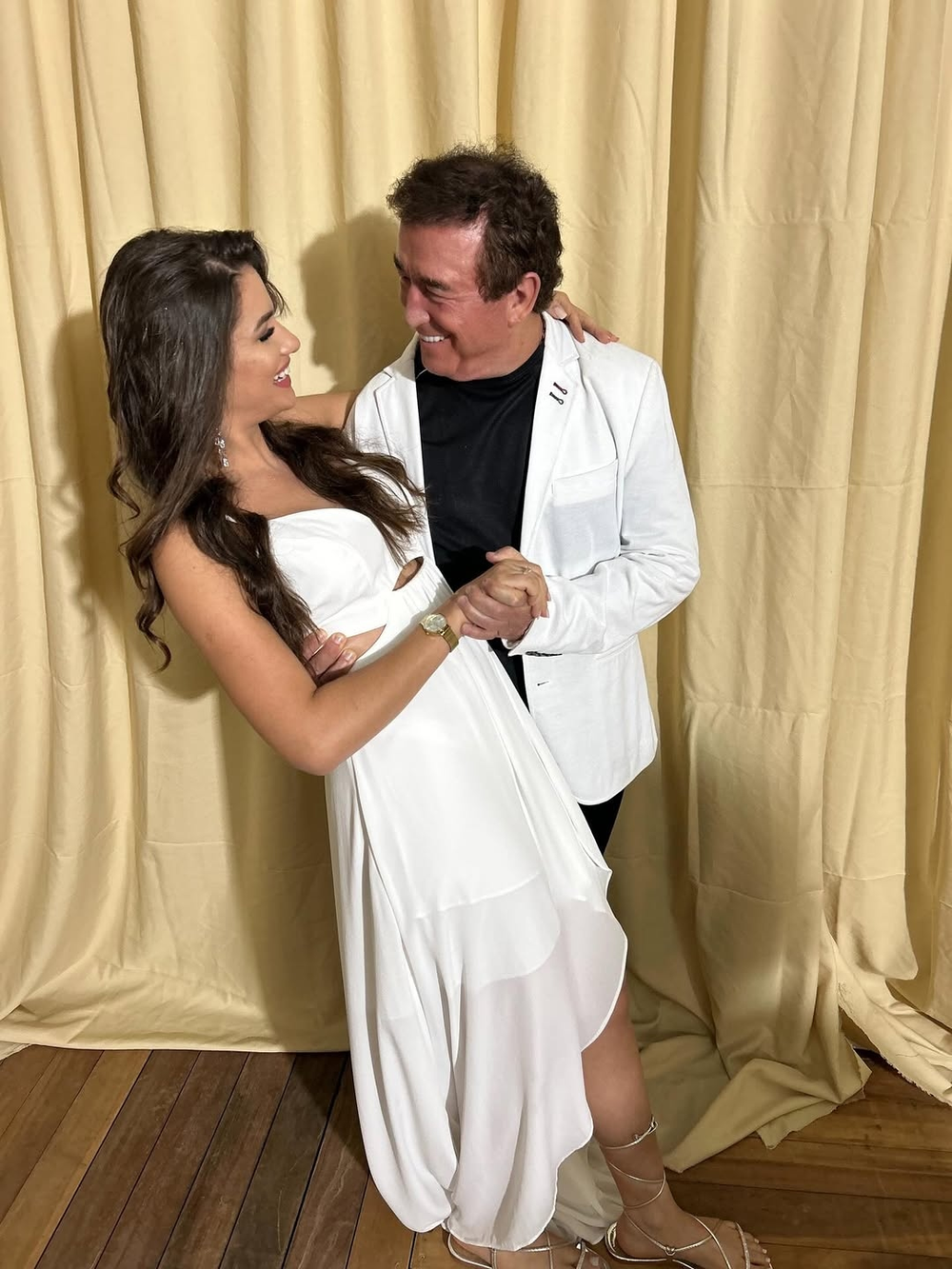 Calita Franciele relembra pedido de casamento de Amado Batista em Dia ...