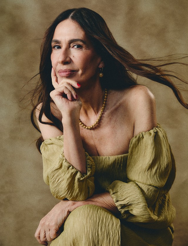 Andréia Sadi escreve sobre Flora Gil: 'A história dela dava um filme ...