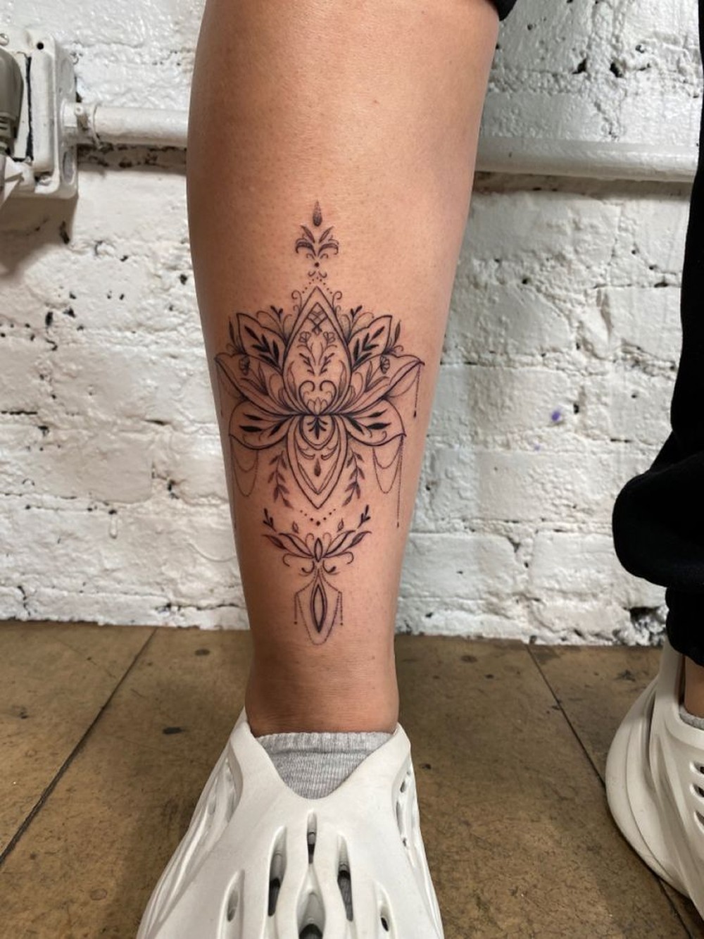 Tatuagem de mandala feminina: ideias com o símbolo que vai além da estética