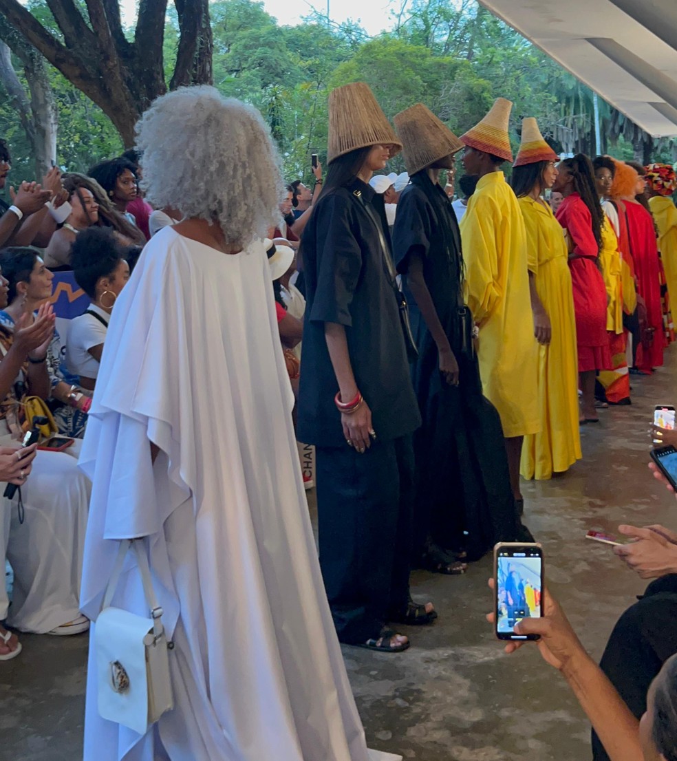 Desfile Isa Silva no Museu Afro tem inspiração em Dete Lima, estilista ...