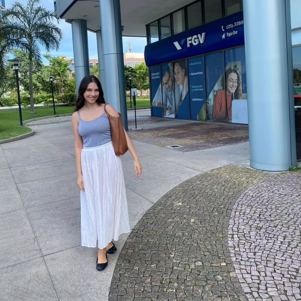 Isadora Ribeiro comemora entrada da filha em faculdade conceituada no ...