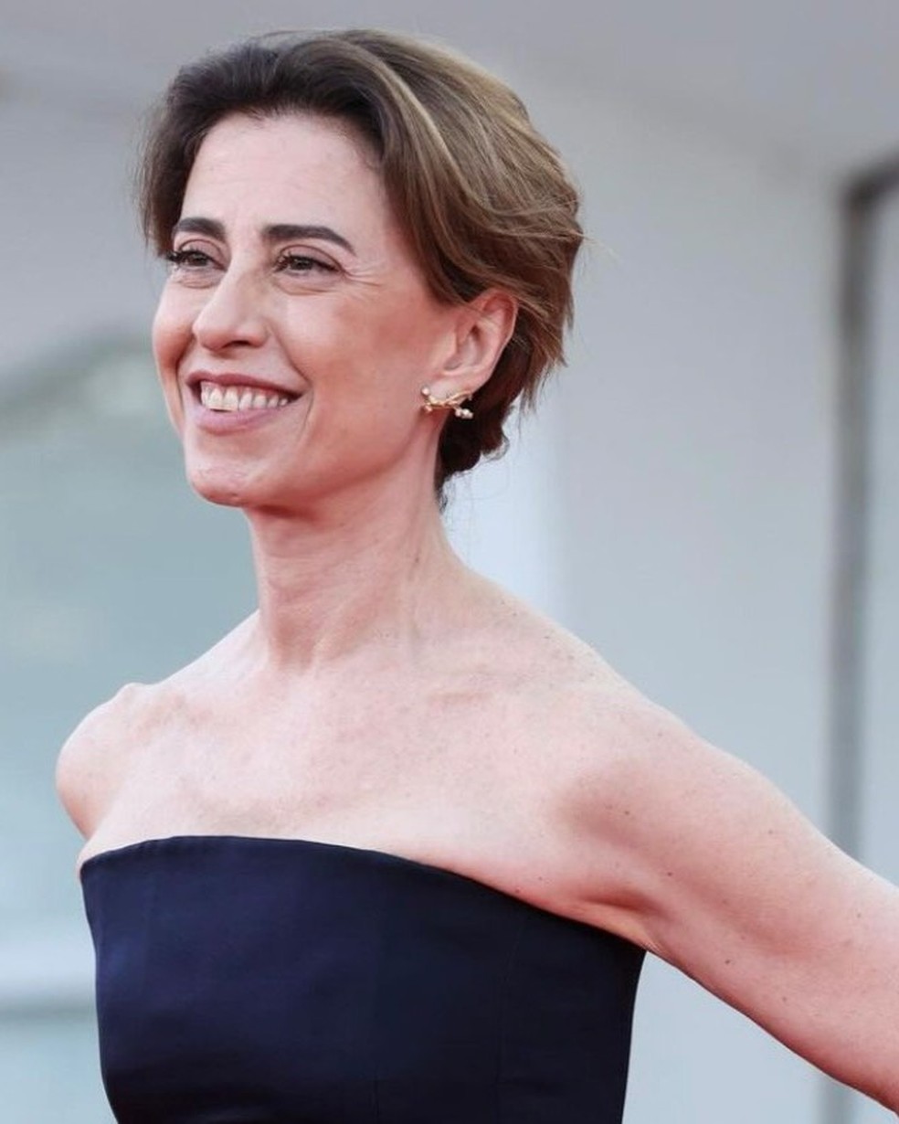 As belezas de Fernanda Torres nas premiações