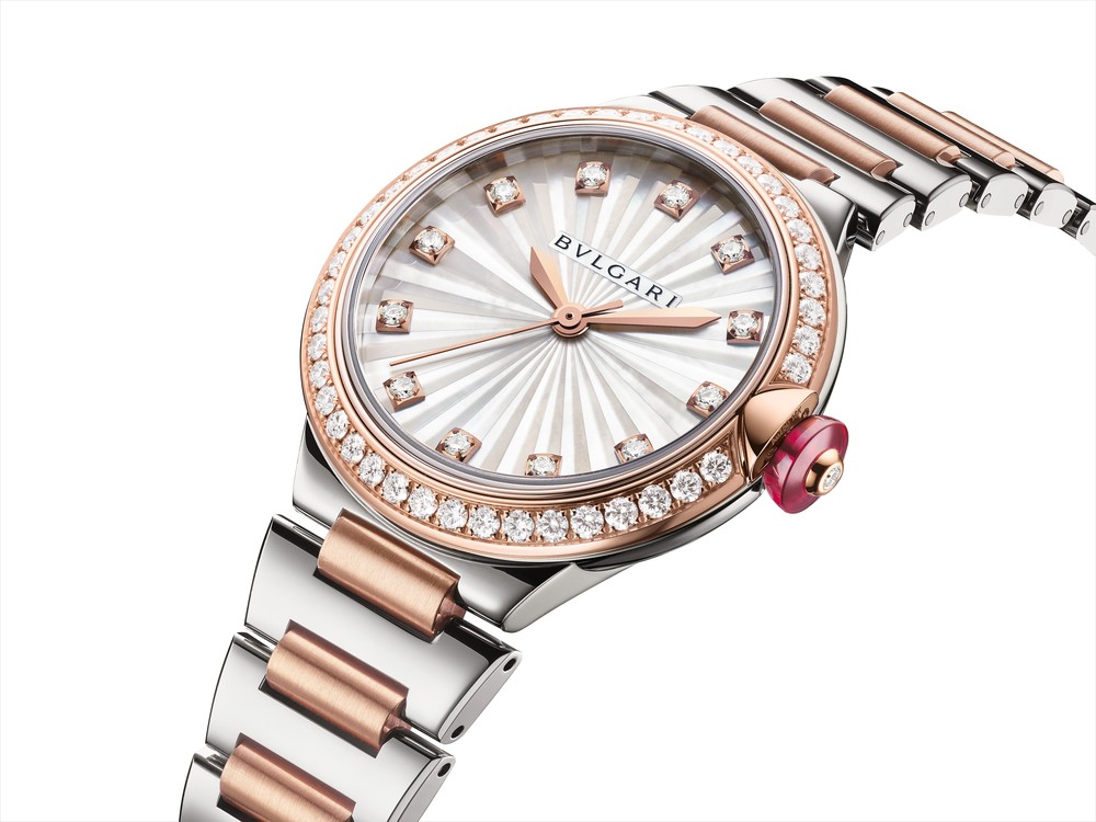 Relógios clássicos da Bulgari ganham versões 'eternas' em ouro; veja detalhes