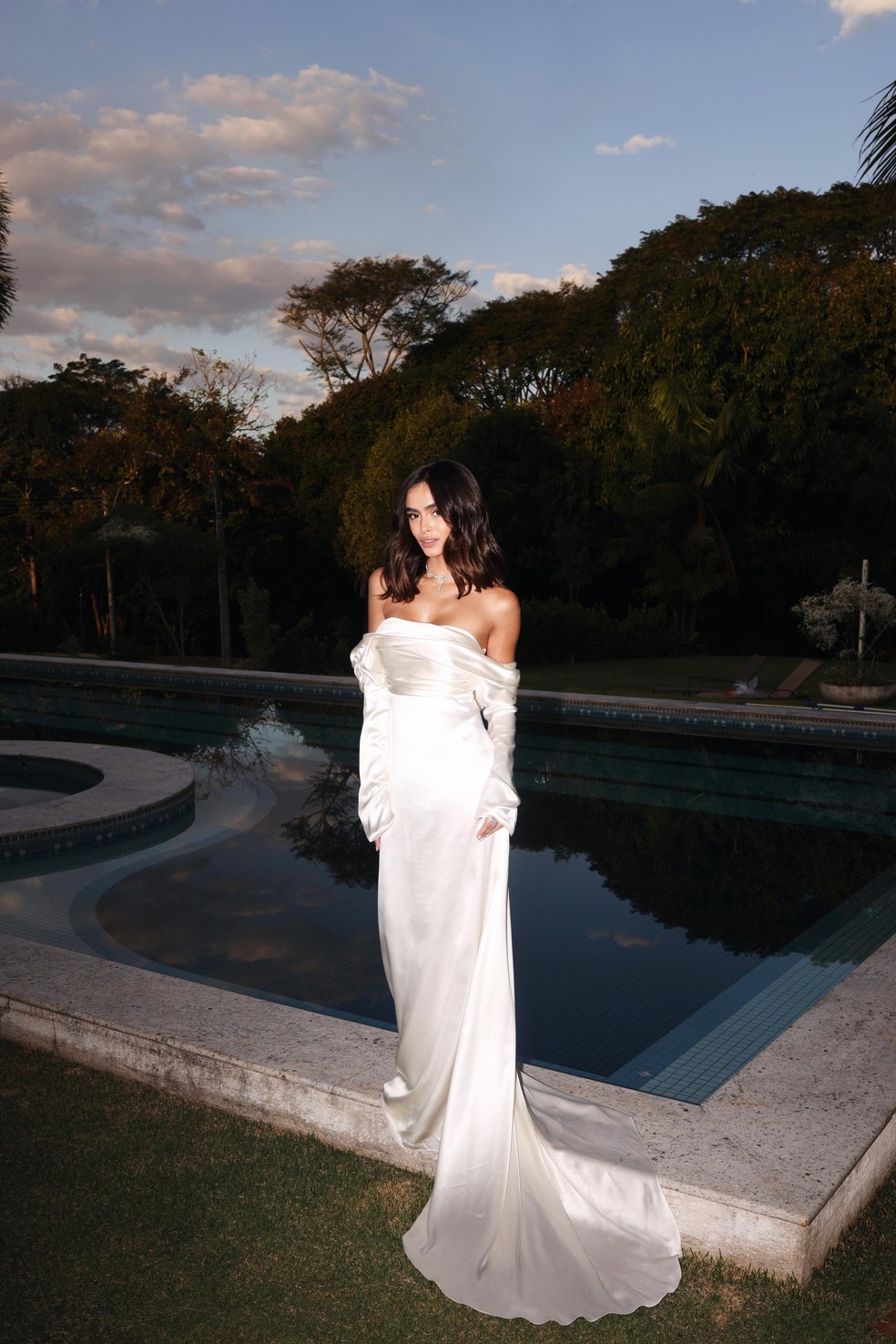 Lara Prado e Felipe Araújo celebram noivado com festa íntima e luxuosa em Goiânia: 'Noite feliz'