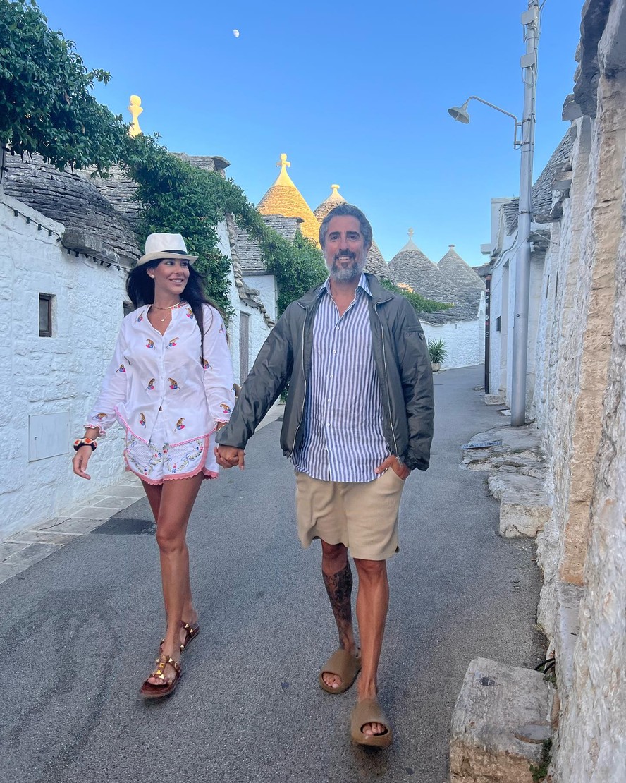 Suzana Gullo abre álbum de fotos de viagem a Itália com Marcos Mion ...