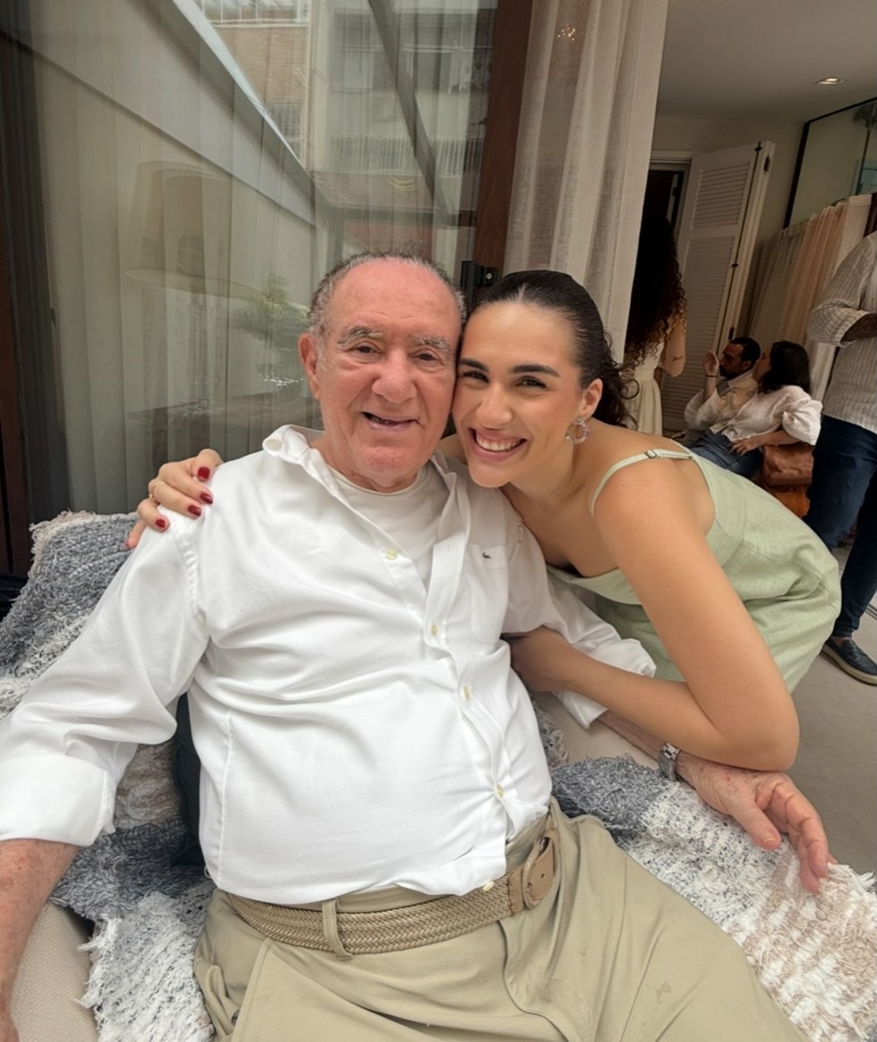 Livian Aragão mostra festa de 91 anos do pai, Renato Aragão: 'Um ...