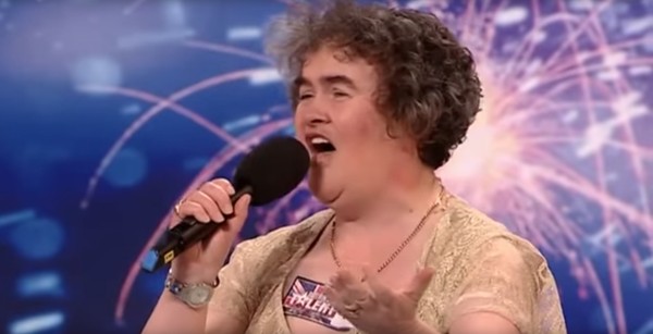 Lembra dela? Susan Boyle completa 64 anos, reaparece nas redes sociais ...