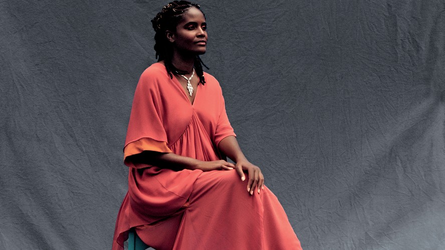 Djamila Ribeiro: 'Às vezes o que me cobram já tem nos livros que escrevi'