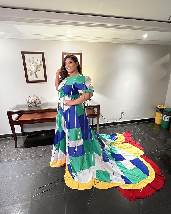 Conheça Amanda Ramos, miss plus size que ganhou concurso nacional ...