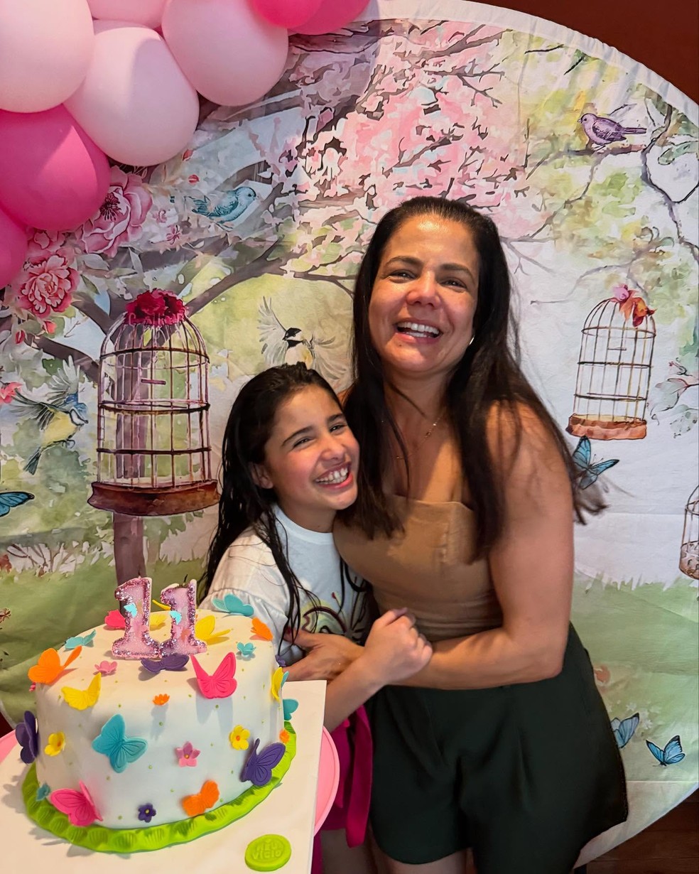 De volta ao Brasil, Nívea Stelmann comemora os 11 anos da filha ...