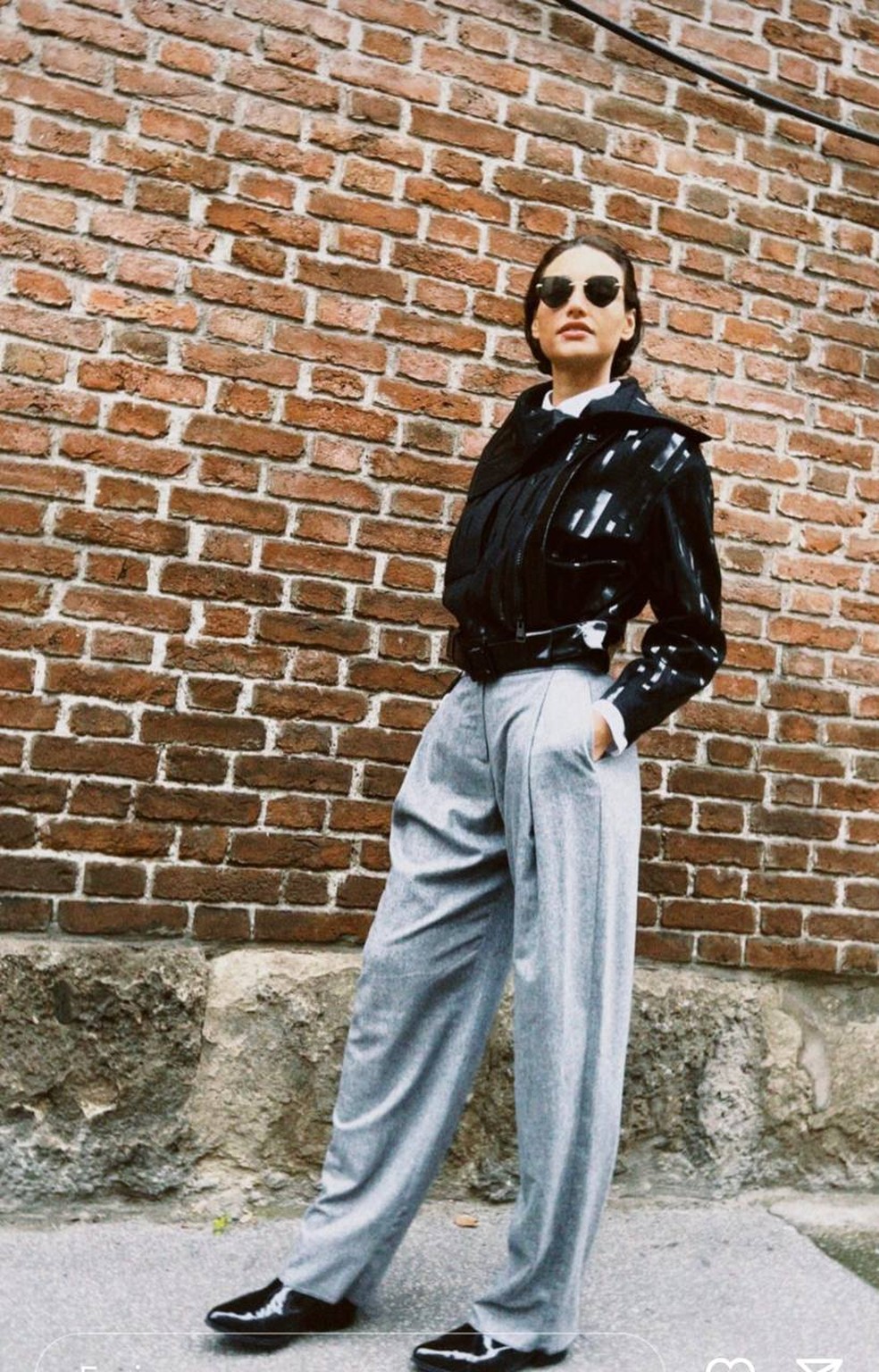 Débora Nascimento vai a Milão assistir desfile do novo namorado, Alex Cunha