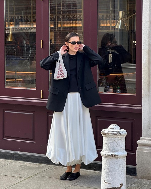 A saia balonê está de volta! Veja como aderir à tendência da vez