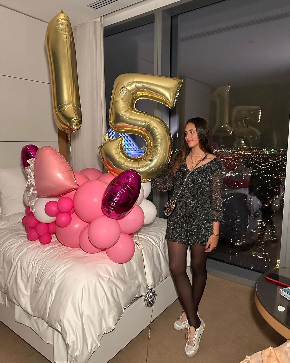 Suzana Gullo abre álbum de fotos de viagem com a família para celebrar ...