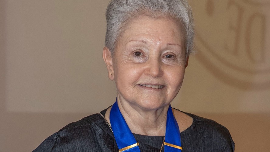Maria Adelaide Amaral diz que ajudou filhos de suas empregadas a se ...