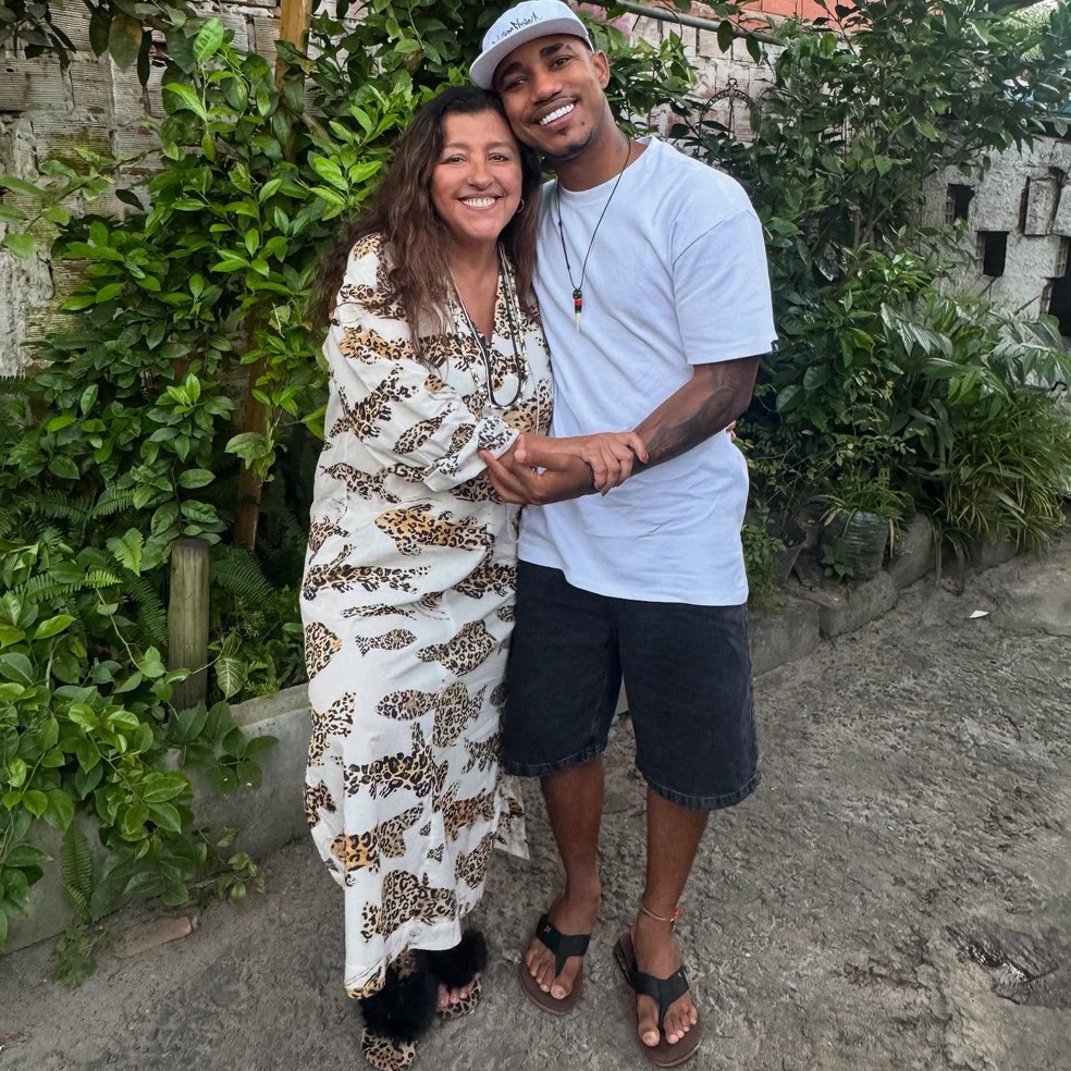 Regina Casé conhece família de ex-affair de Preta Gil após pedido da ...