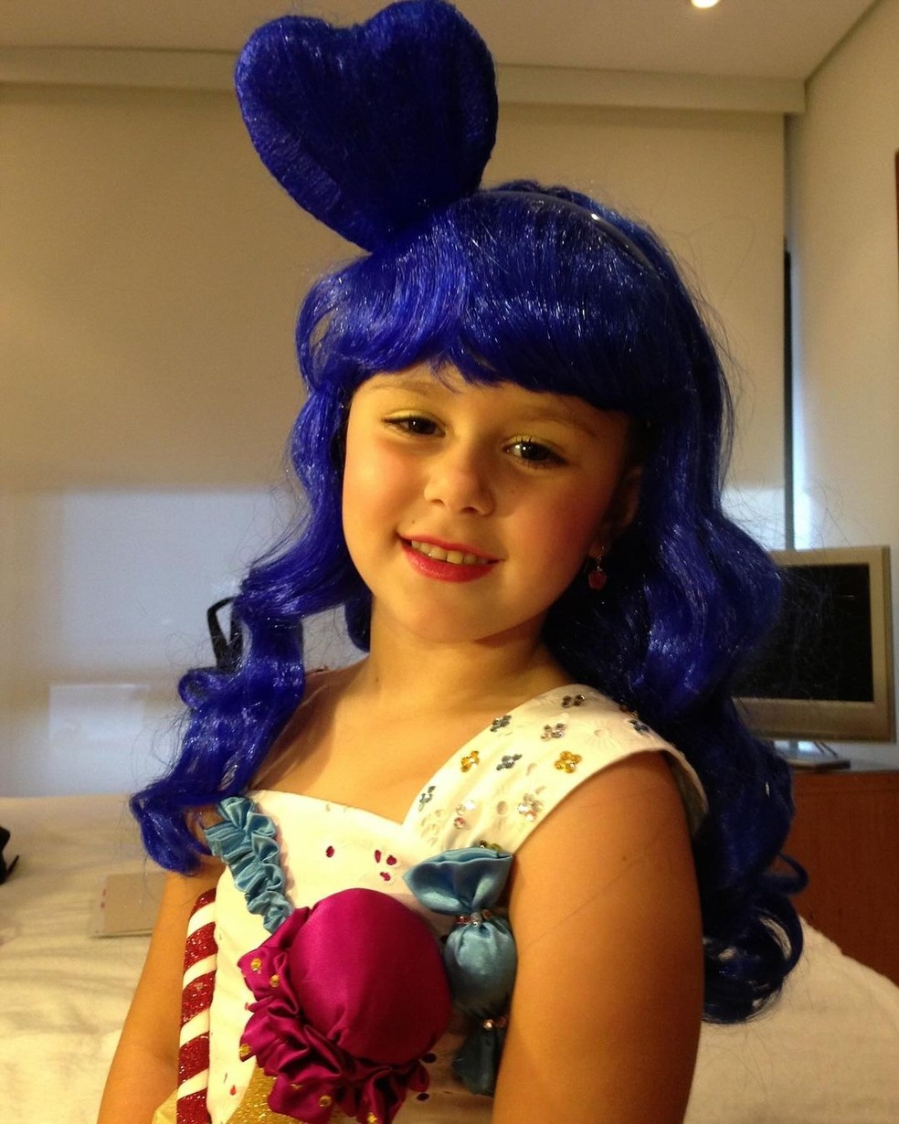 Fã de Katy Perry, filha de Boninho e Ana Furtado posa com a cantora ...