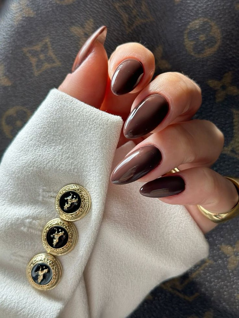Unhas decoradas de marrom: 25 inspirações sofisticadas e elegantes para ...