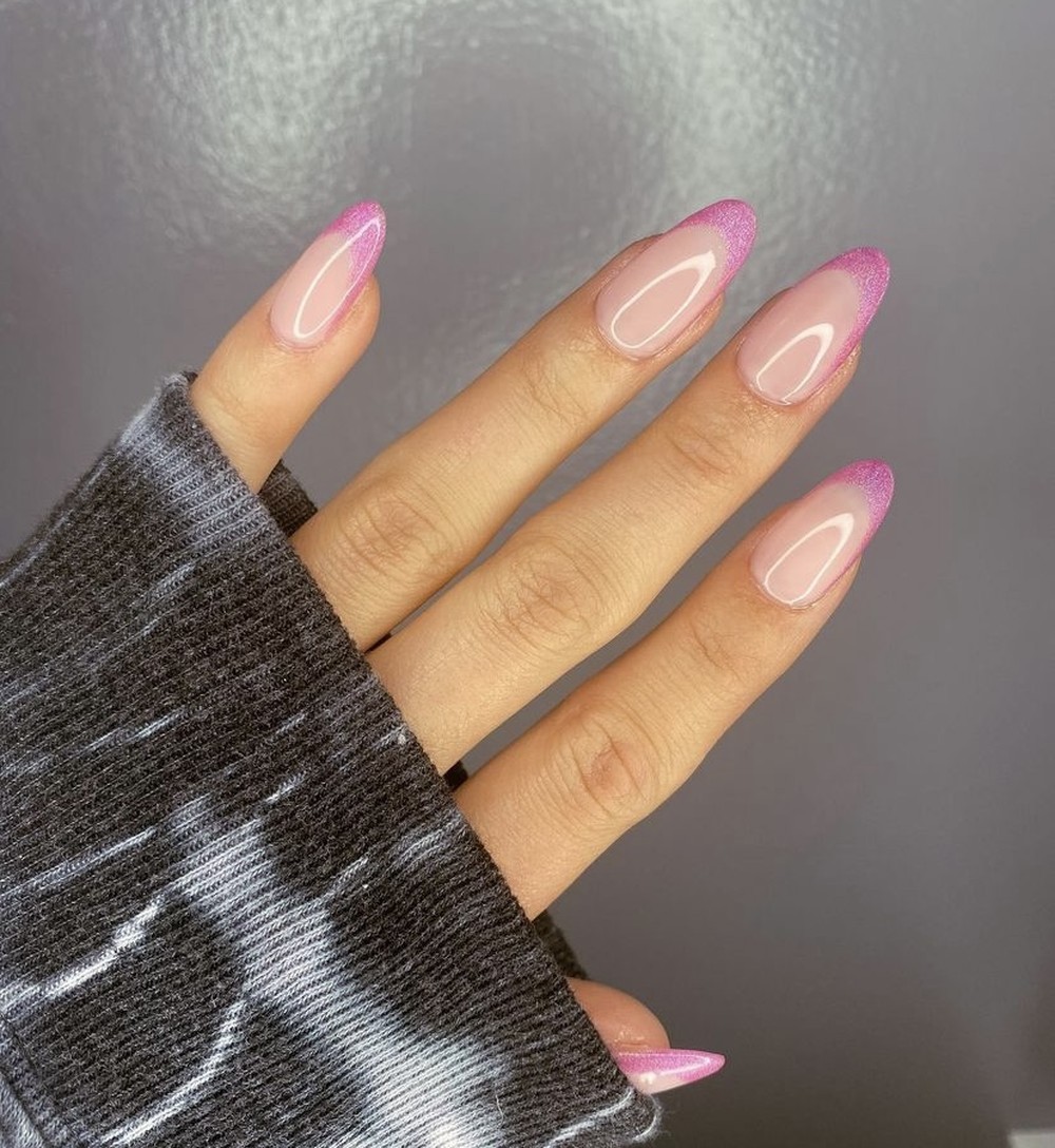 Unhas decoradas rosa: 24 fotos e estilos para fazer sucesso em 2024