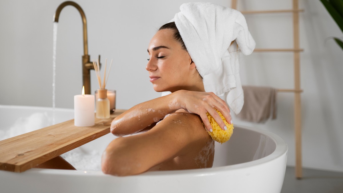 Entenda a tendência do ‘Banho Premium’: o ritual de autocuidado ...