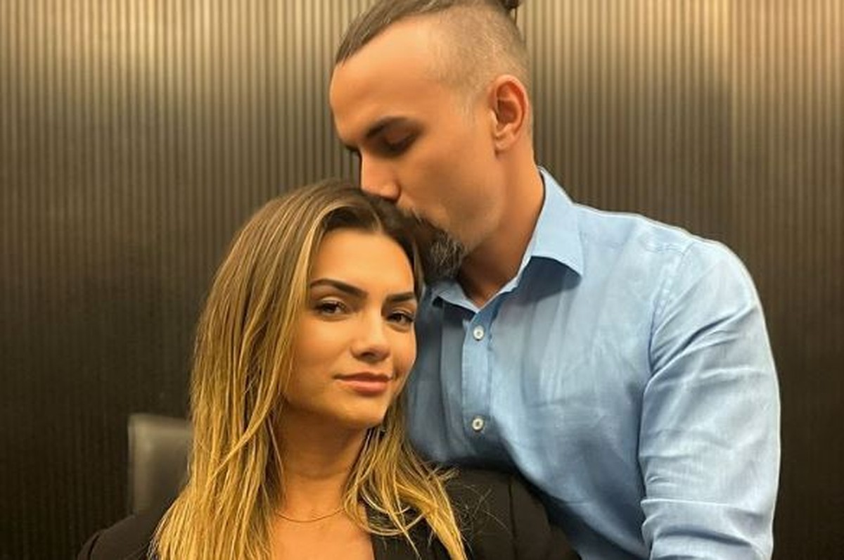 Kelly Key posa com marido angolano e se derrete: 'Às vezes, o amor nos ...