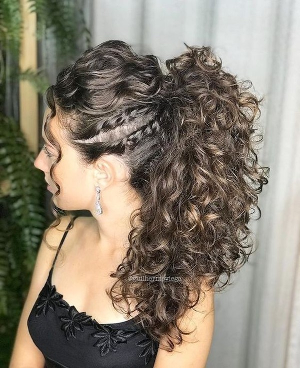 Tranças laterais em cabelos cacheados: 20 ideias para se inspirar e ...